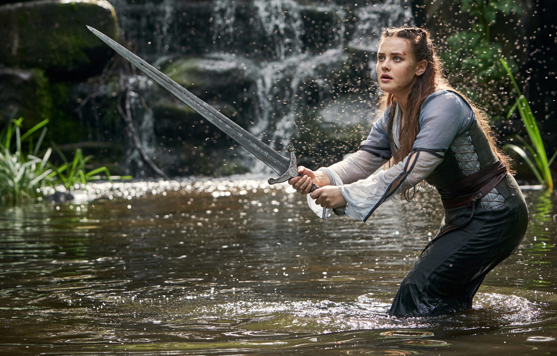 Cursed Reimagines Arthurian Legend, Struggles to Find its Voice in ...